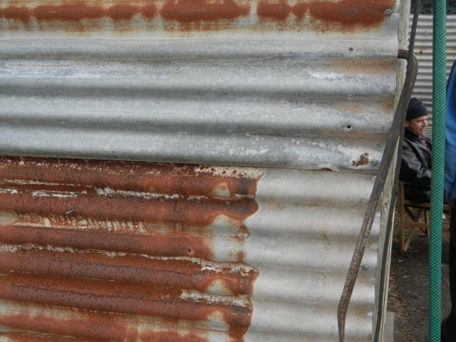 Tin hut construction | A History of Aboriginal Sydney