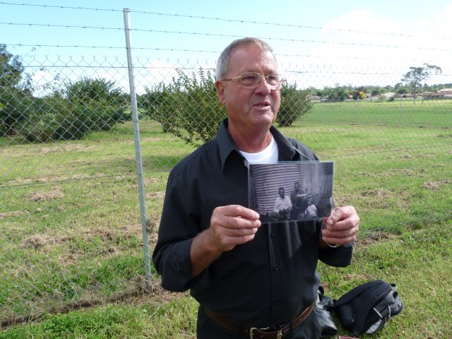Gordon Morton with photo of father | A History of Aboriginal Sydney
